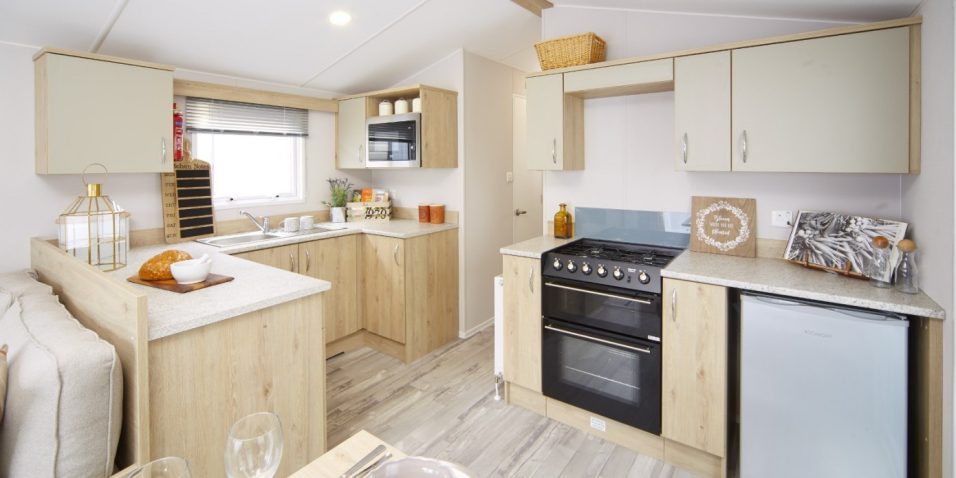 2022_atlas_mirage_kitchen (Large) - DORNOCH HOLIDAY PARK